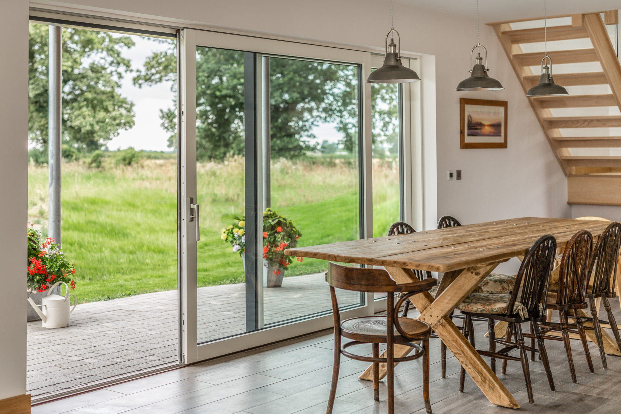 AN OPEN-PLAN CONTEMPORARY SELF-BUILD - Westcoast Windows