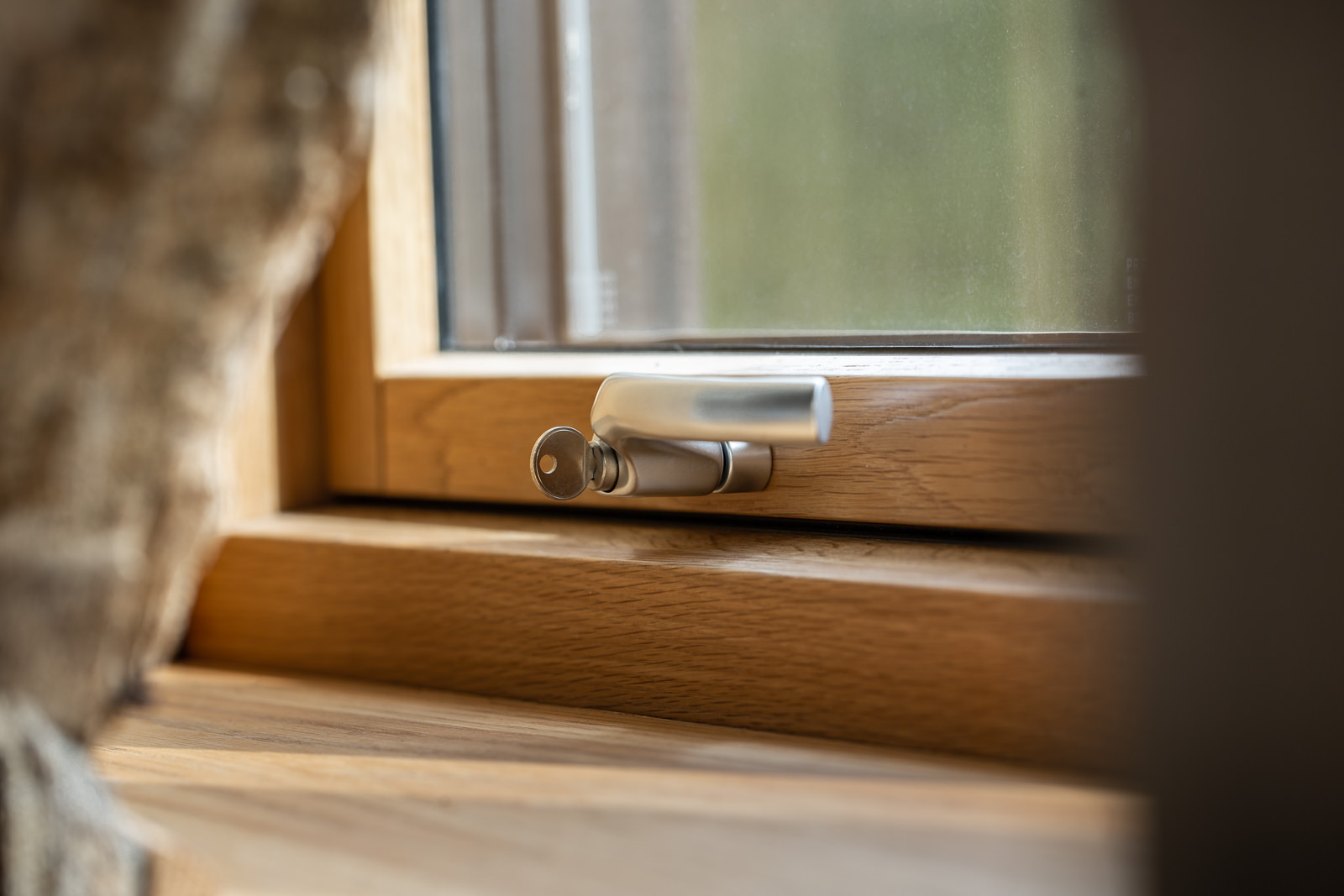 COMPOSITE WINDOWS VS UPVC - Westcoast Windows