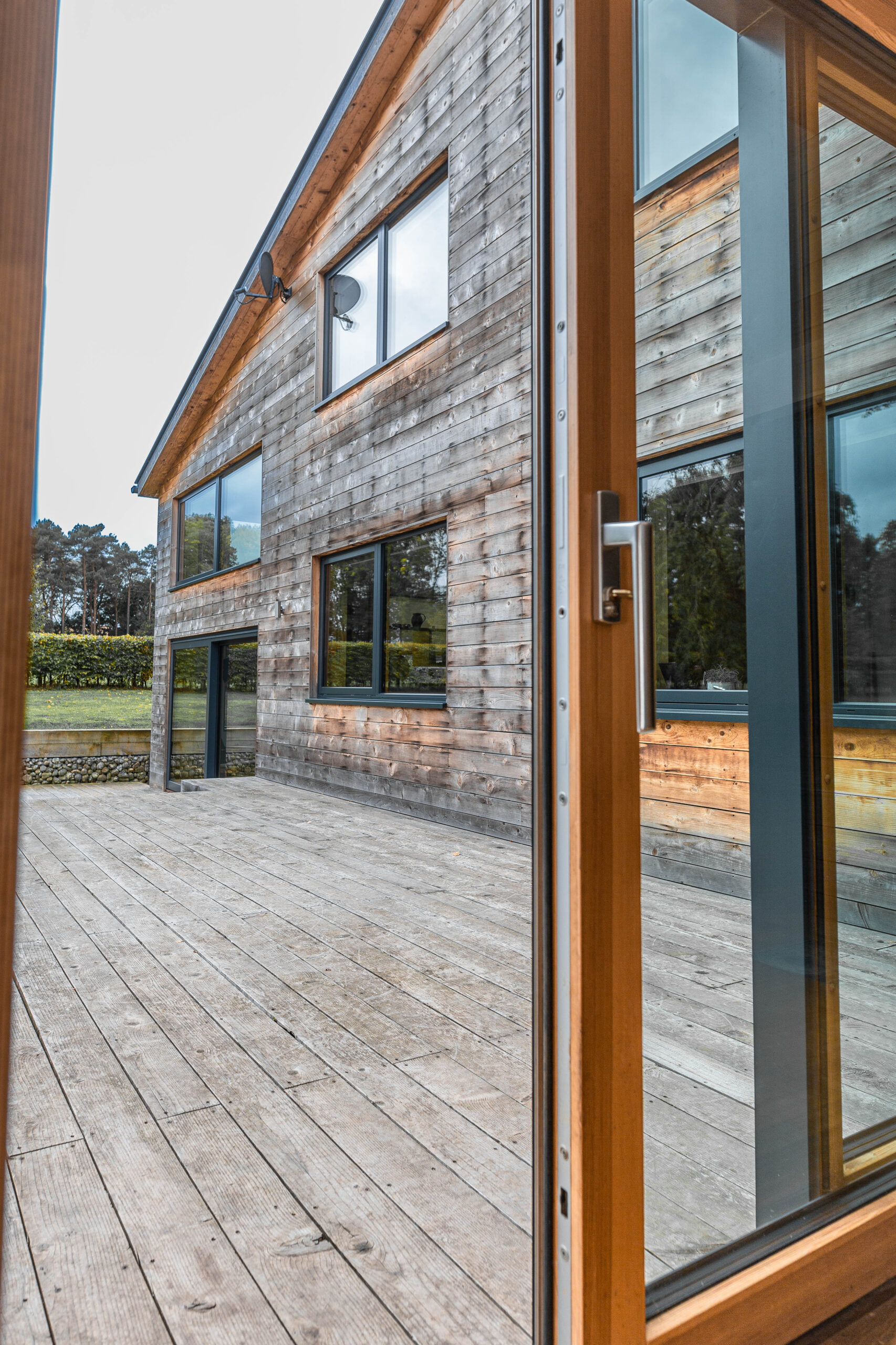 Composite Windows for stylish modernist family home | Westcoast
